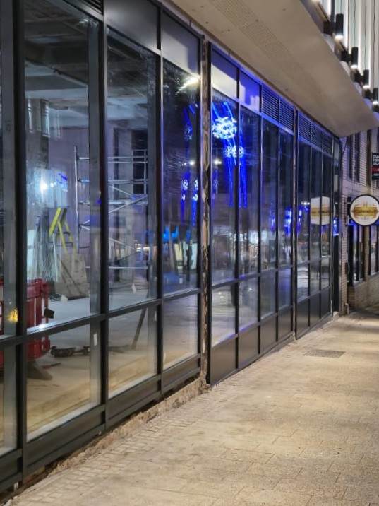 Commercial aluminium curtain walling